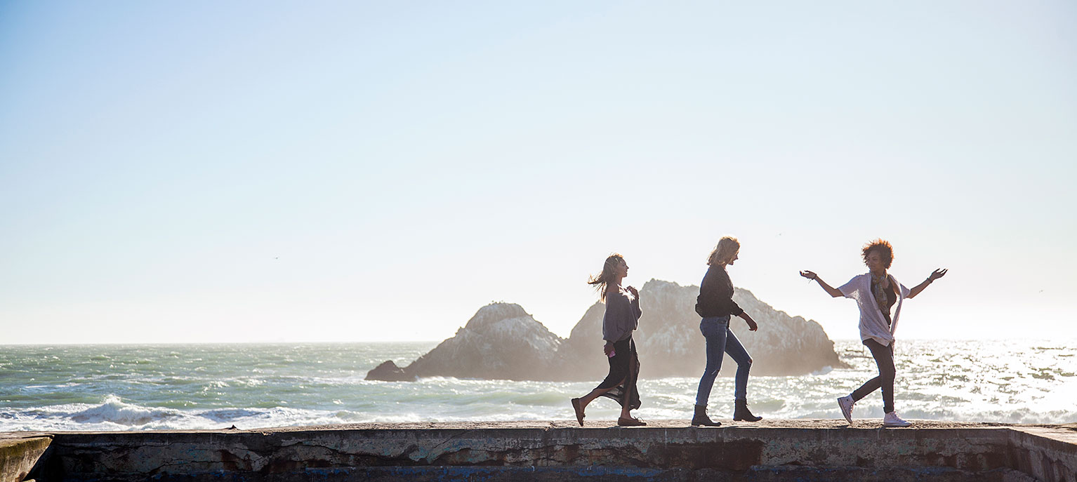 7 Tips for Living a Minimalist Lifestyle | Capital One