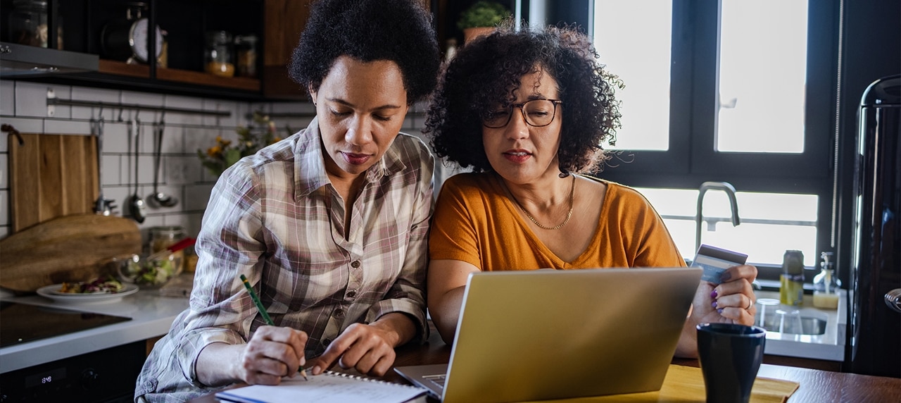 Gross vs. Net Income: What’s the Difference? | Capital One